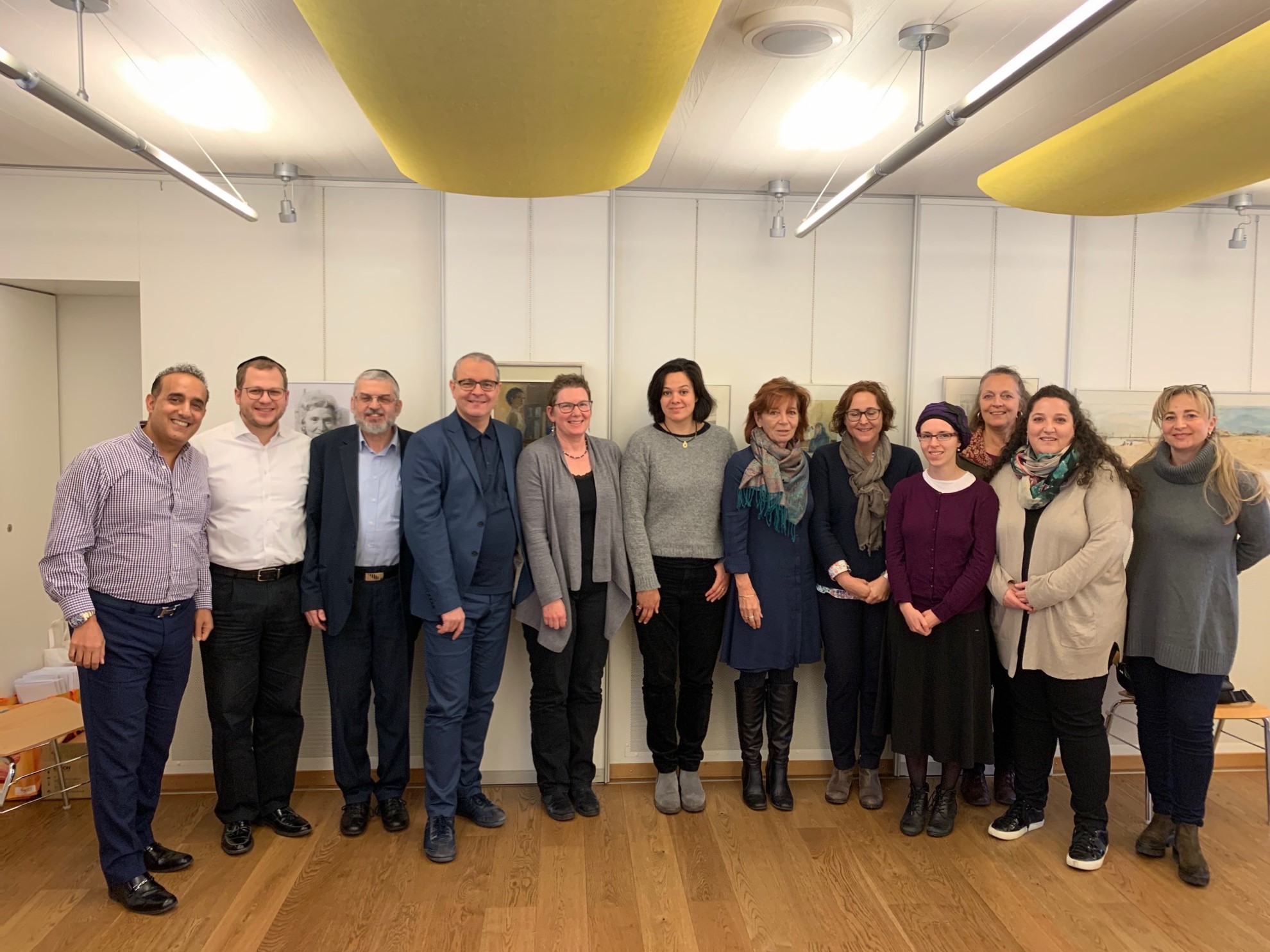 Social services : www.vsjf.ch